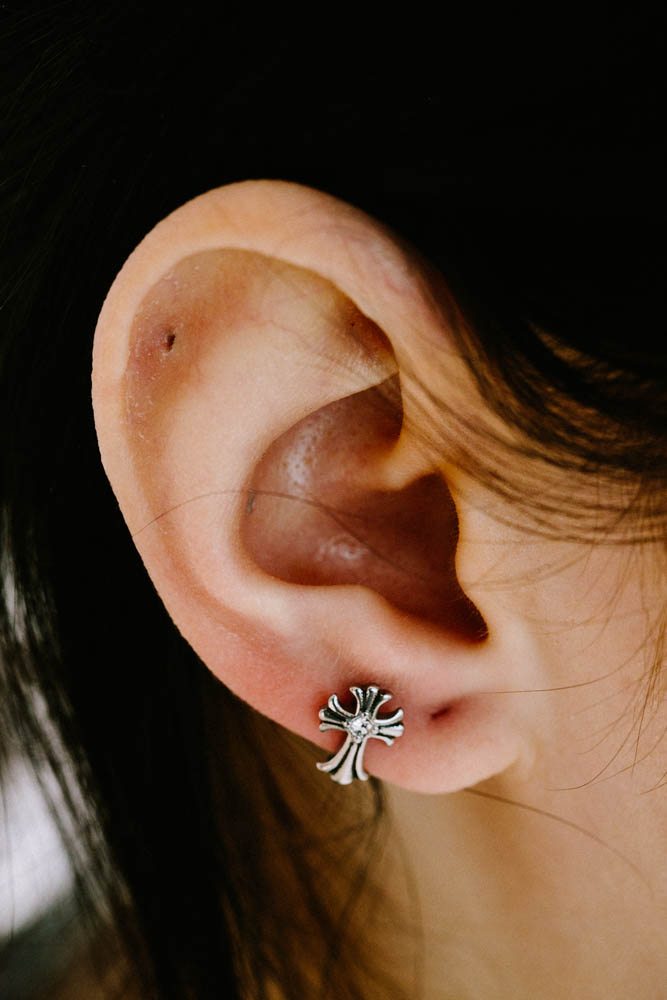 Cz Three-pronged Cross Piercing ( Silver ) on Luulla